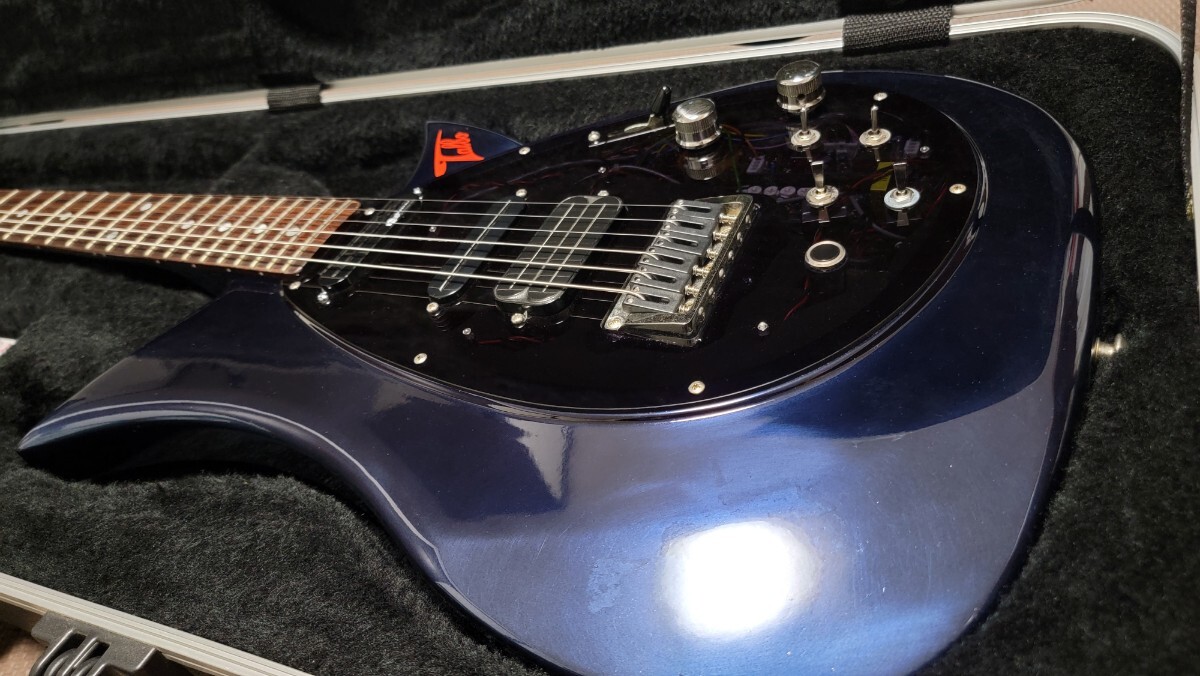 【目立った傷や汚れなし】TOKAI TALBO(トーカイ タルボ) '99 TALBO Platinum Black TremoloLess Sustainer LED Laser-Gun ...