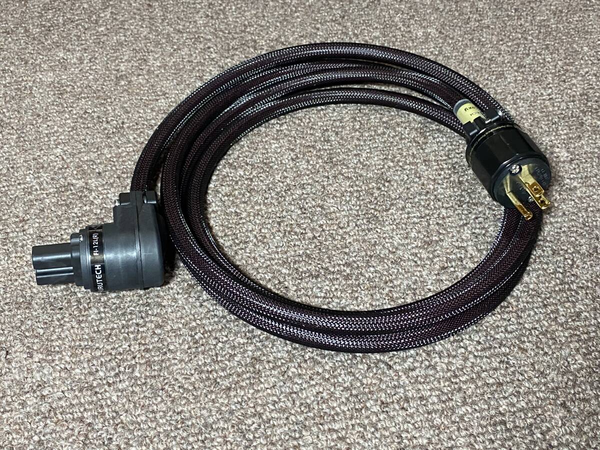 【目立った傷や汚れなし】人気のフルテック「 FURUTECH The Roxy 」オーディオグレード 電源ケーブル 2.5m インレット側 L型プラグ仕様 極上美品 その②の落札情報詳細 ...