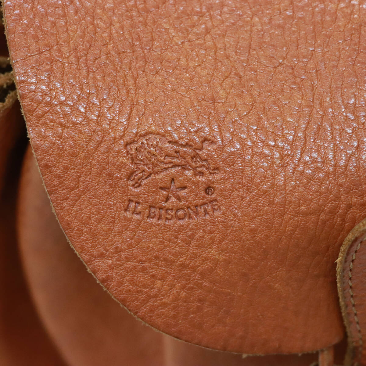 【やや傷や汚れあり】5-117 IL BISONTE イルビゾンテ 財布 牛革 レザー 54242-3-05441 保存袋 イタリア製 レディース メンズ ブランドの落札情報詳細 ...