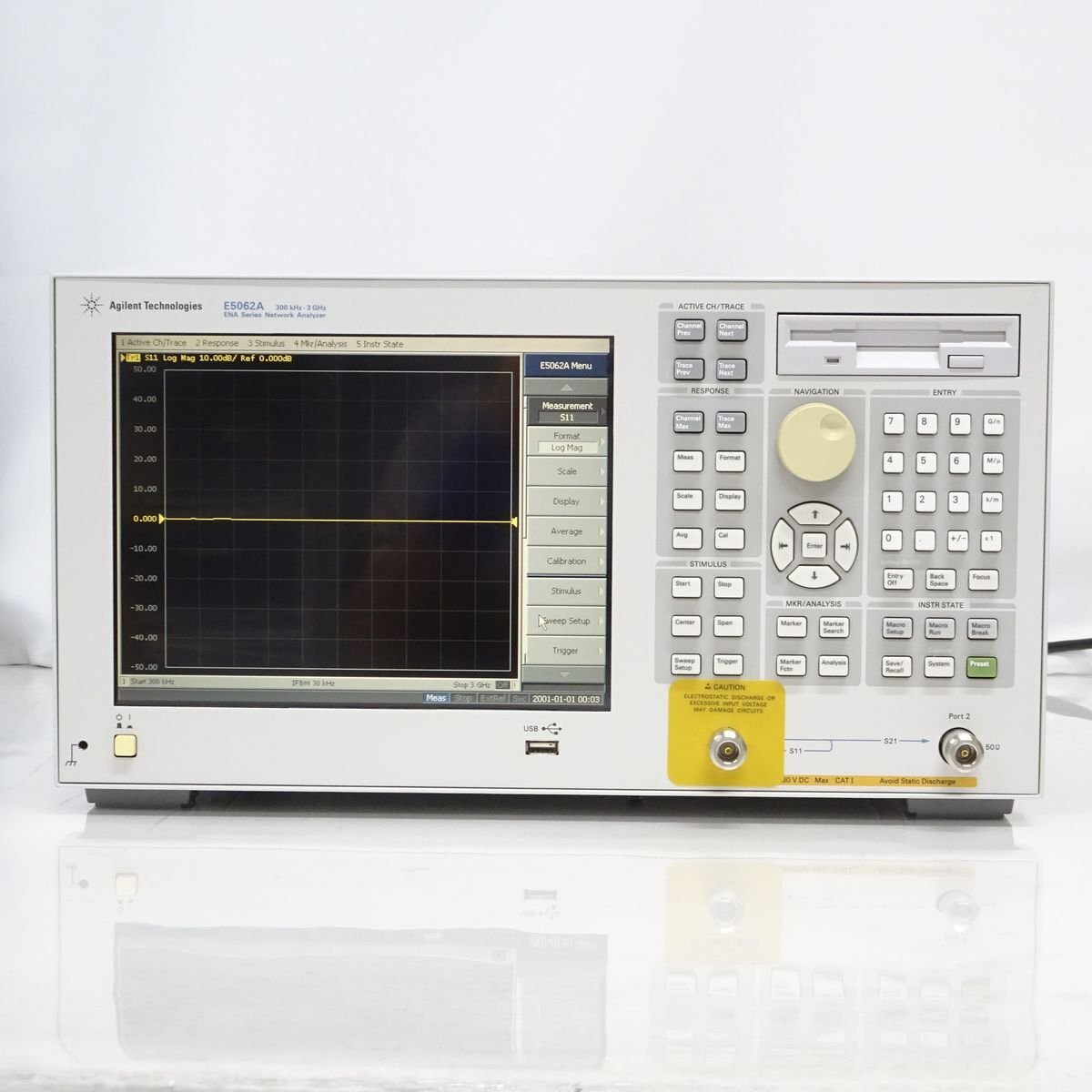 【傷や汚れあり】Agilent E5062A ENA Series Network Analyzer（300kHz-3GHz・ネットワークアナライザ/Win2000駆動 ）【中古/計測可/現状 ...