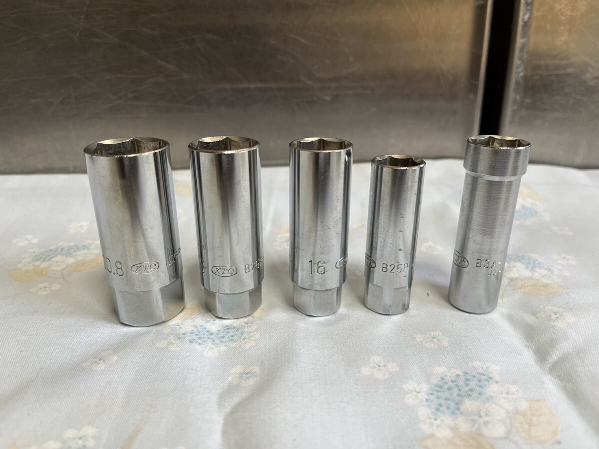 【やや傷や汚れあり】 KTC 9.5mm角 マグネット付 プラグレンチ B25P-20.8H / 18H / 16H / 13H / 薄肉タイプ B3A-16SP 合計5点 まとめて 中古品 ...