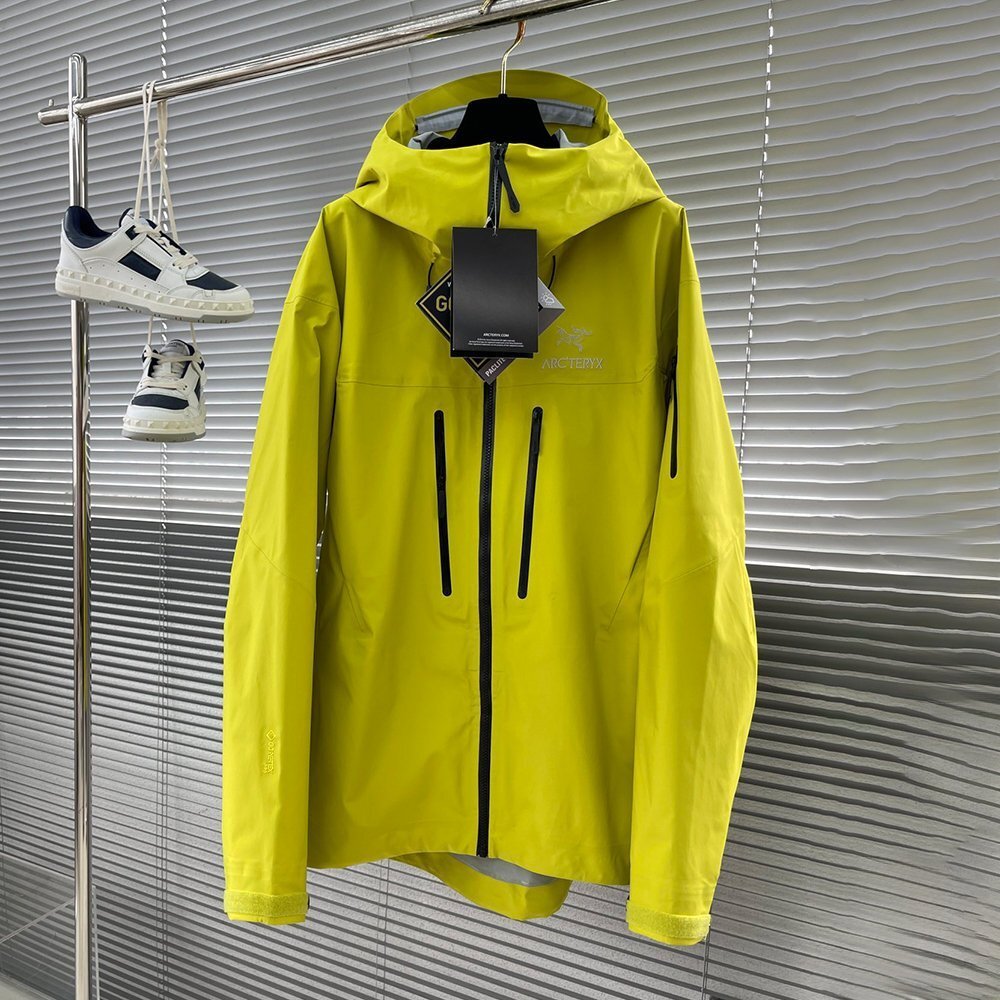 【未使用に近い】ARC‘TERYX アークテリクス ALPHA SV GORE-TEX Pro ジャケット メンズ 蛍光 アウトドア パーカー アウター XXLサイズの落札情報詳細 ...