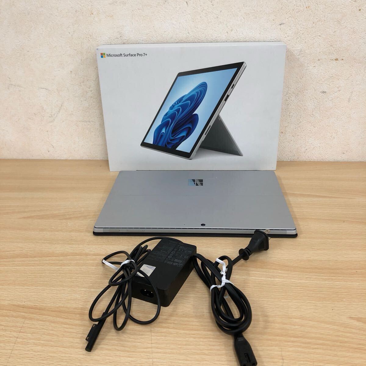 【やや傷や汚れあり】中古品 ノートパソコン Microsoft Surface Pro 7+ 12型 TFN-00012 /Win 11/Intel Core i5-1135G7/SSD ...