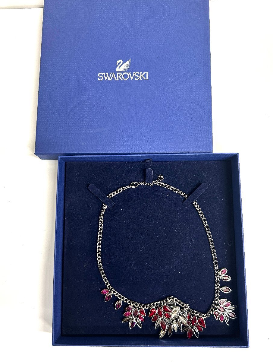 【目立った傷や汚れなし】【和の美】 SWAROVSKI スワロフスキー ビジューネックレス 外箱付き クリスタル 赤 ピンク グレー リーフ ...