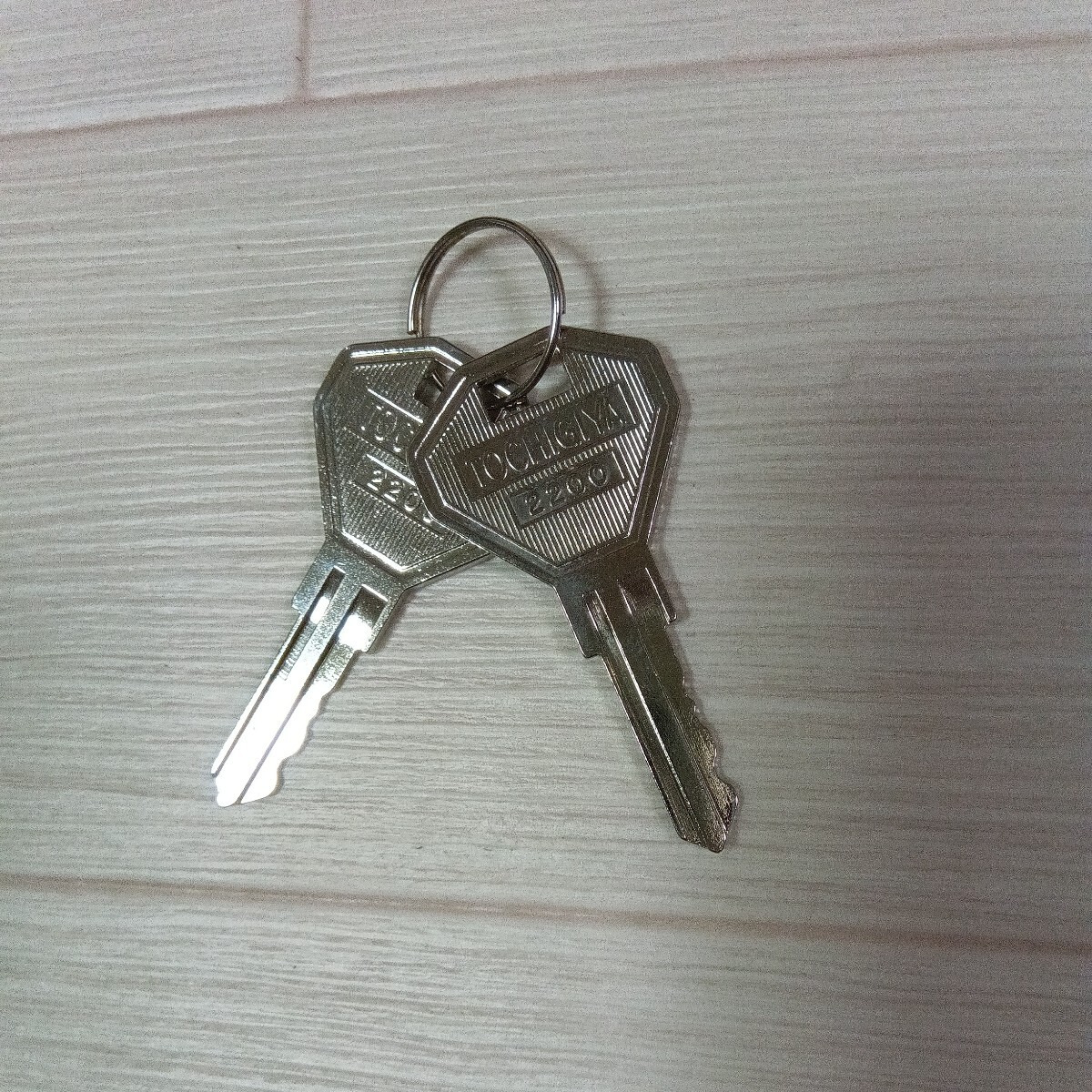 【未使用】分電盤 配電盤 鍵二本 tochigiya 2200の落札情報詳細 - Yahoo!オークション落札価格検索 オークフリー