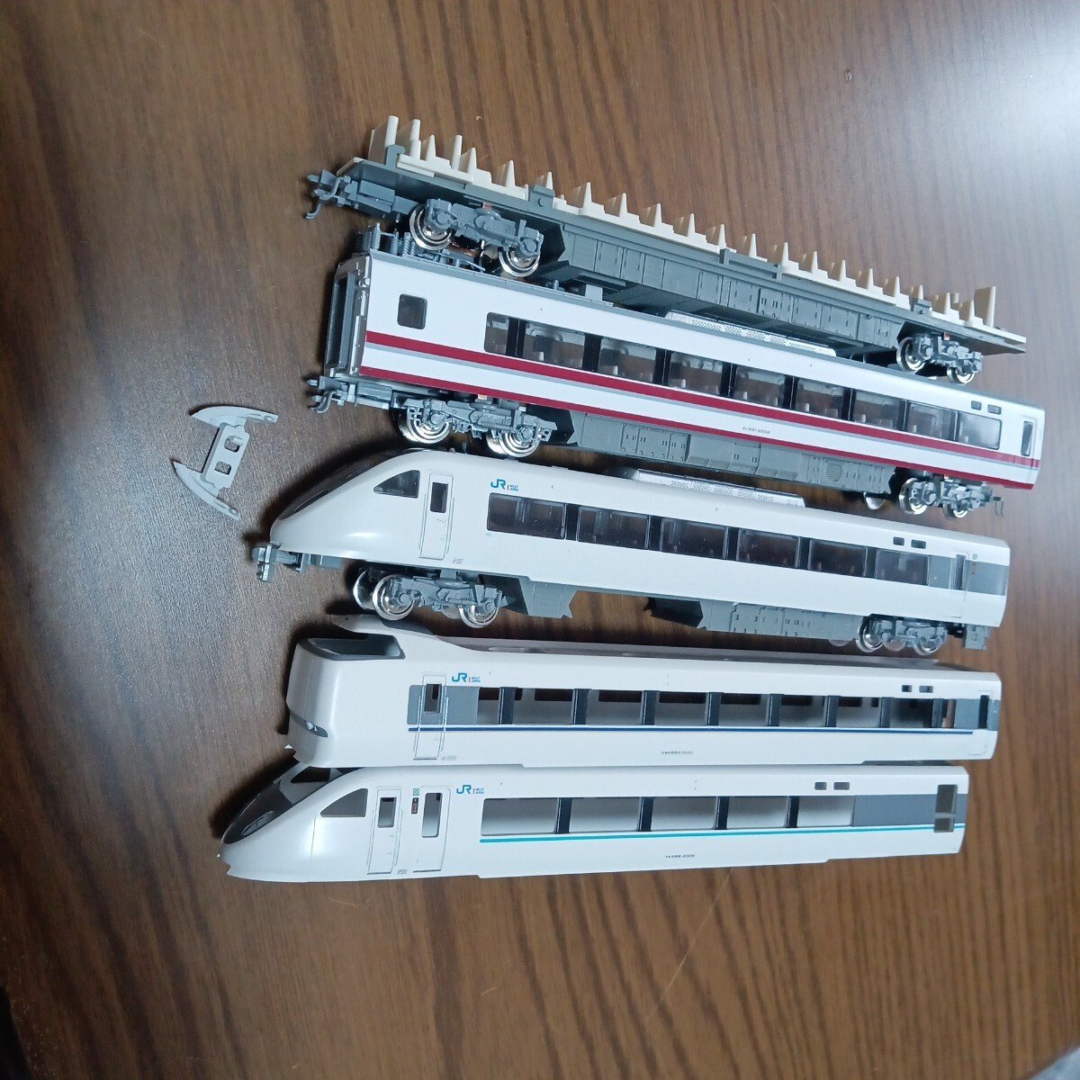 【全体的に状態が悪い】289系 683系 681系 Assyパーツジャンク KATO Nゲージ スノーラビットエクスプレス 鉄道模型 カトー くろしおの落札情報詳細 - Yahoo ...