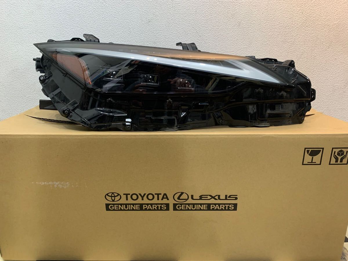 【目立った傷や汚れなし】レクサス LEXUS IS 中期 純正 三眼 右 LED ヘッドライト Koito 53-100 打刻 Iオ ...