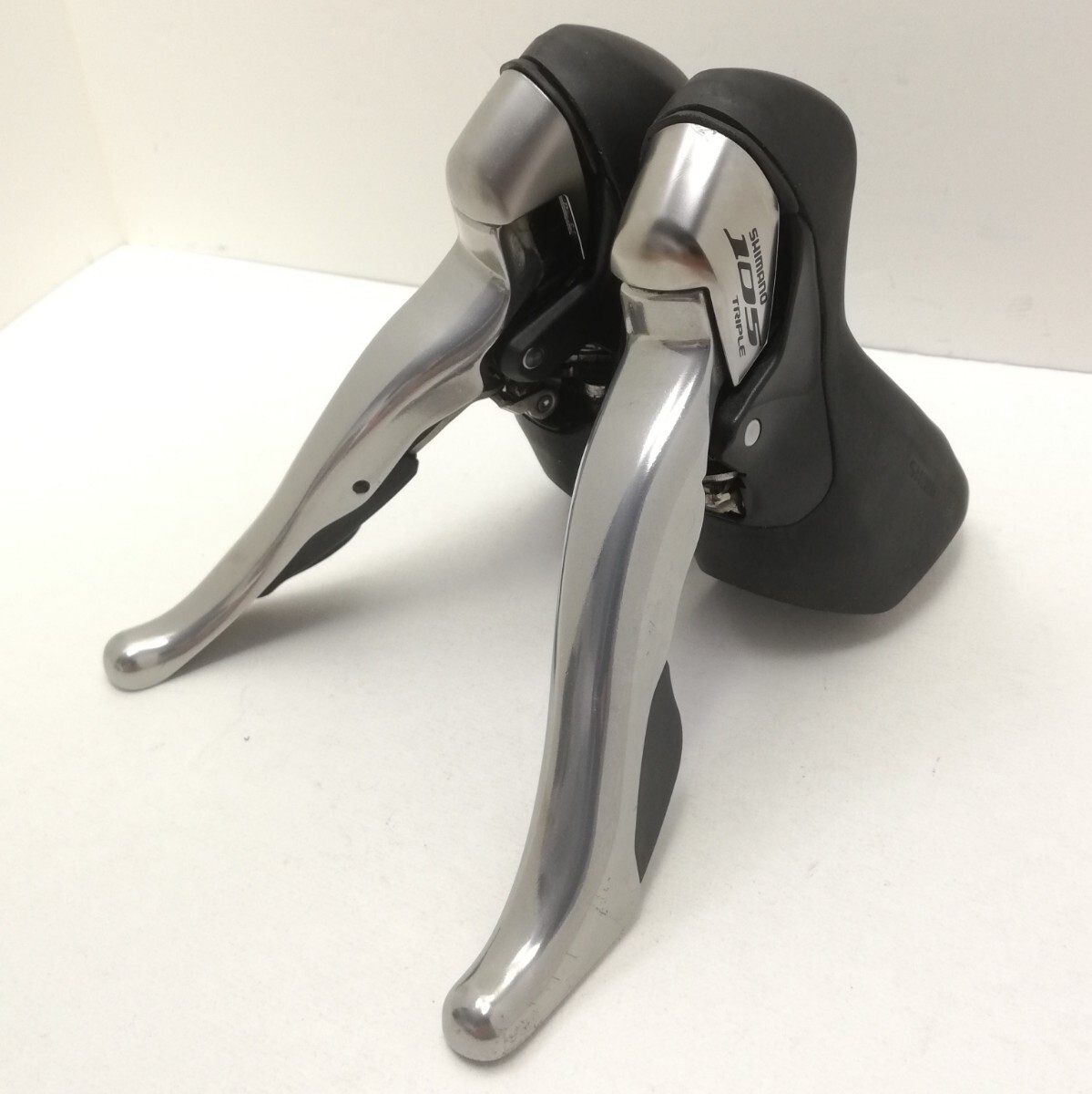 【目立った傷や汚れなし】ST-5703 ST-5700 3×10s トリプル STIレバー シマノ SHIMANO 105の落札情報詳細 - Yahoo!オークション落札価格検索 オークフリー