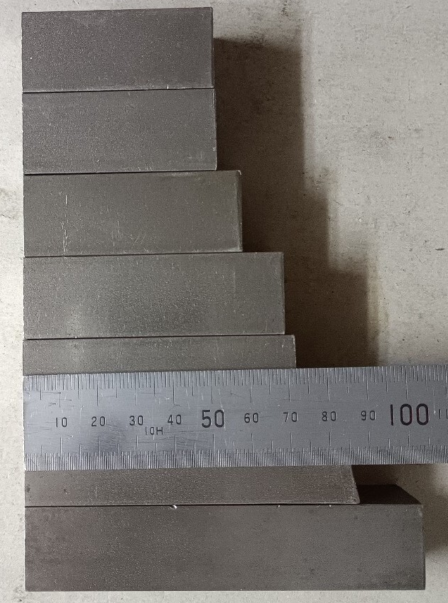 【傷や汚れあり】SS400 四角棒 ミガキ 22mm角 長さ104mm～52mm 7個 端材(ノベ492mm)【匿名配送】JIS G 3108 ...