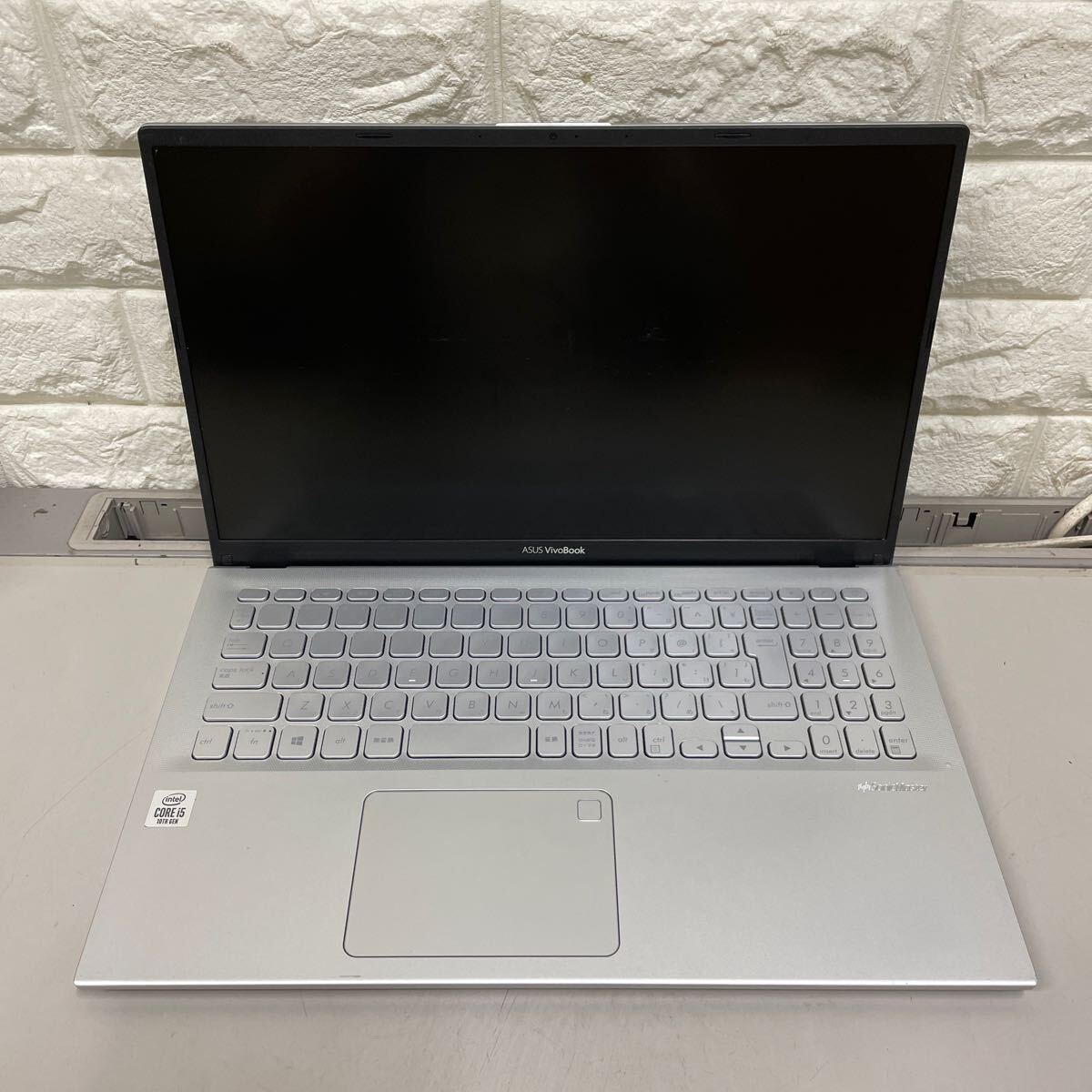 【やや傷や汚れあり】美品 軽量 ASUS VivoBook 15 X512J 第10世代 Core i5-1035G1 3.60GHz メモリ ...