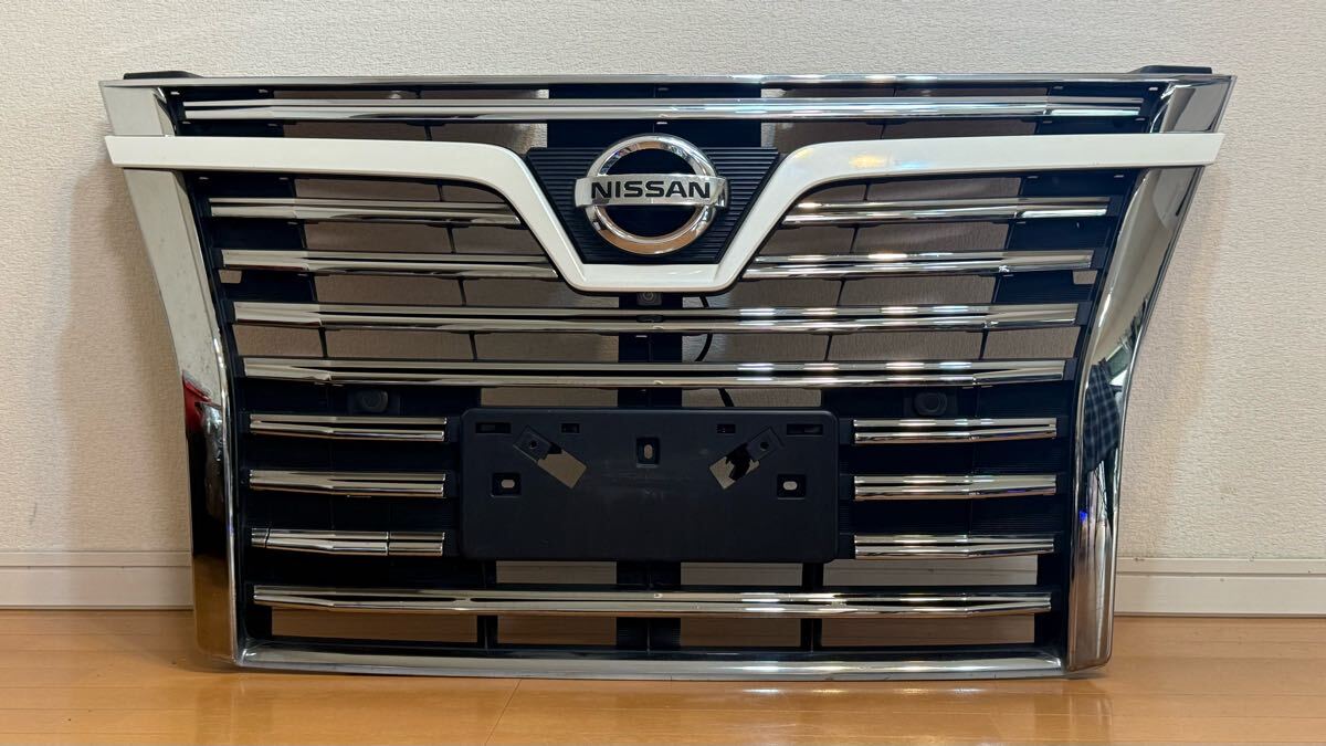 【やや傷や汚れあり】日産★ エルグランド【E52 T52】 ハイウェイスター フロントグリル純正中古品の落札情報詳細 - Yahoo!オークション落札価格検索 オークフリー