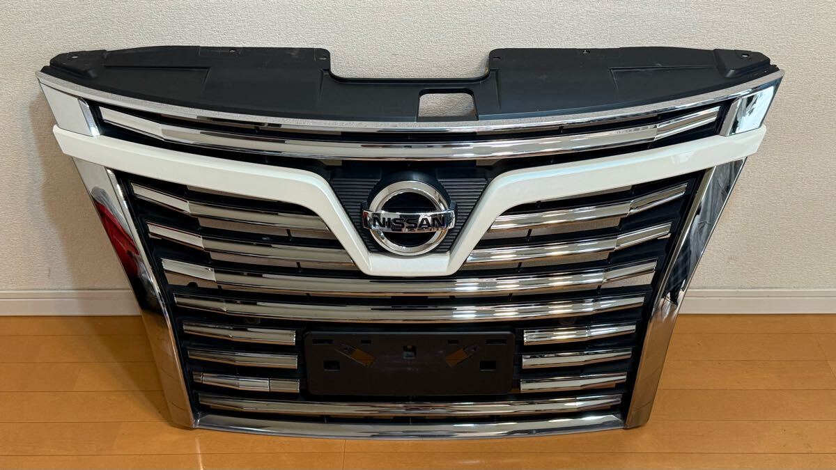 【やや傷や汚れあり】日産★ エルグランド【E52 T52】 ハイウェイスター フロントグリル純正中古品の落札情報詳細 - Yahoo!オークション落札価格検索 オークフリー