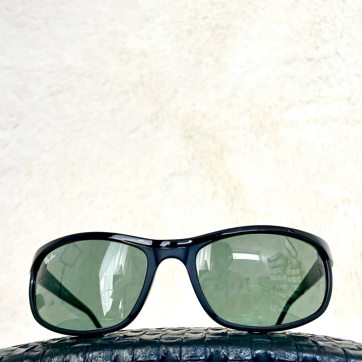 【未使用に近い】極美品・B＆L Ray-Ban プレデター レイバン サングラス W1847 砂打ち刻印あり ボシュロム グリーンレンズ ...