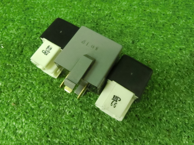【やや傷や汚れあり】特価SALE ミツビシ 三菱 FTO GR・DE3A H7年式・リレー・3点セット・MB629080 DENSO ...