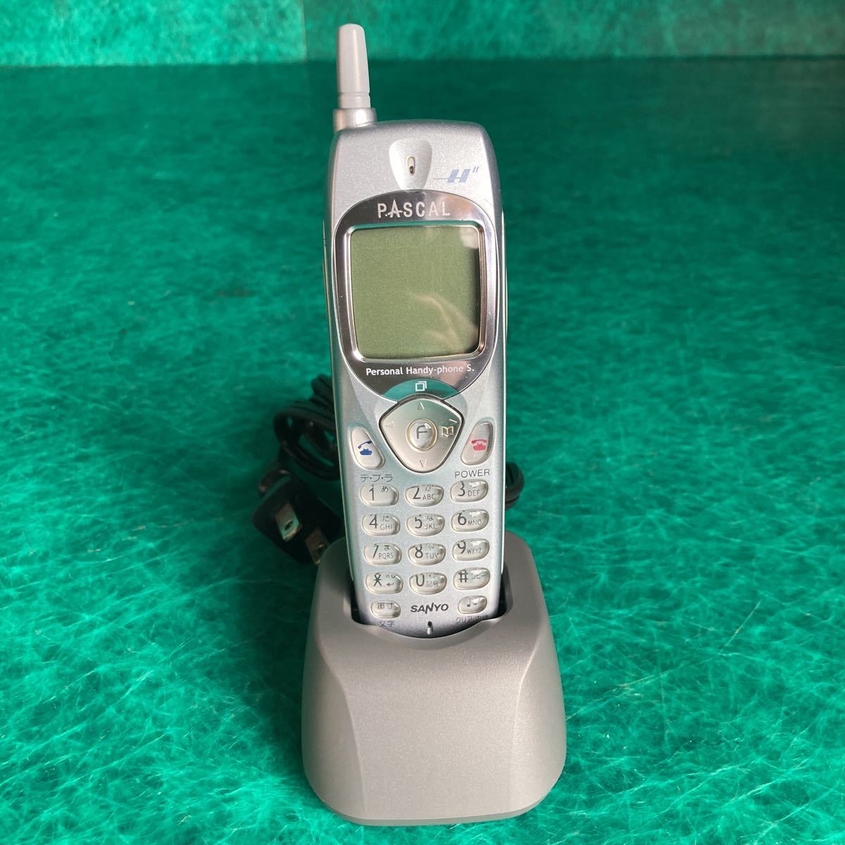 【通信】PHS、28年の歴史に幕 [おっさん友の会★]