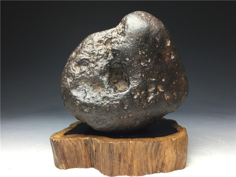 真作保証 藤田睦也 油彩「花」画寸 24cm×41cm M6 京都府出身 新槐樹委員 須田国太郎に師事 見事な筆致で描かれた素晴らしい作品 ...