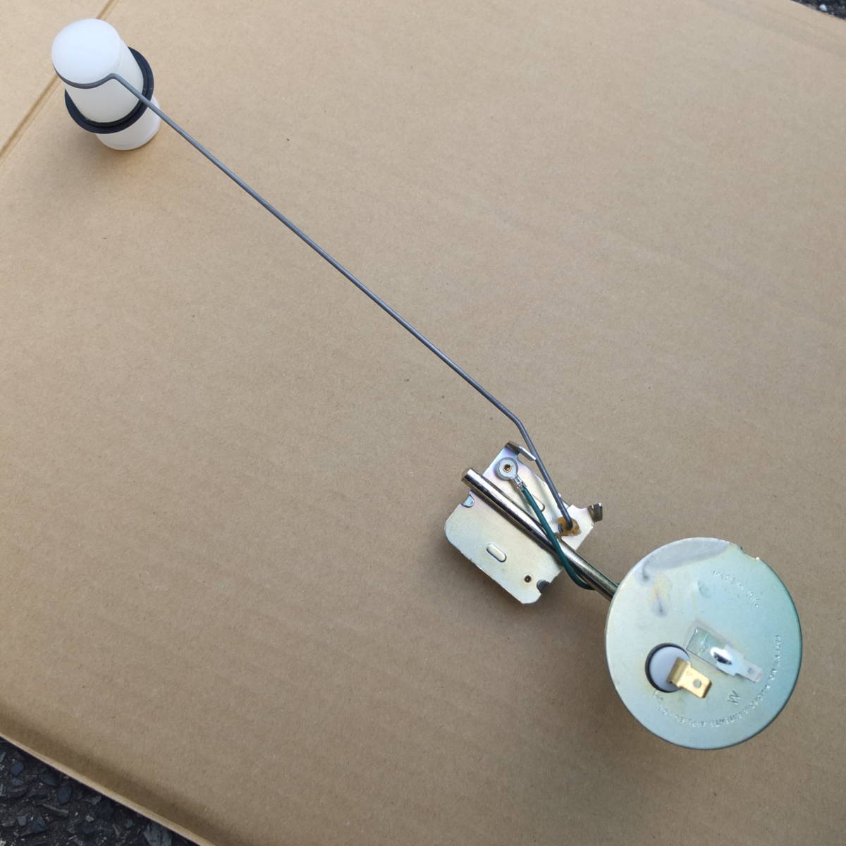 【新品】【新品】★フューエルセンダーユニット★燃料タンクゲージ★アルファロメオ155★フィアット テムプラ クーペ★デドラ★燃料ポンプ★ ...