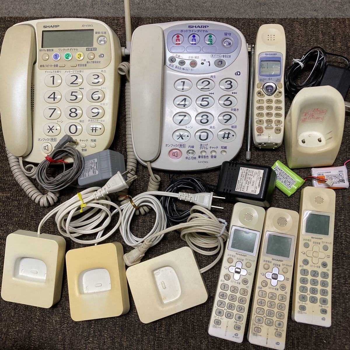 【傷や汚れあり】SHARP シャープ電話機 jdーv33cl CJ-V74CL 子機ジャンクセットの落札情報詳細 - ヤフオク落札価格検索 オークフリー