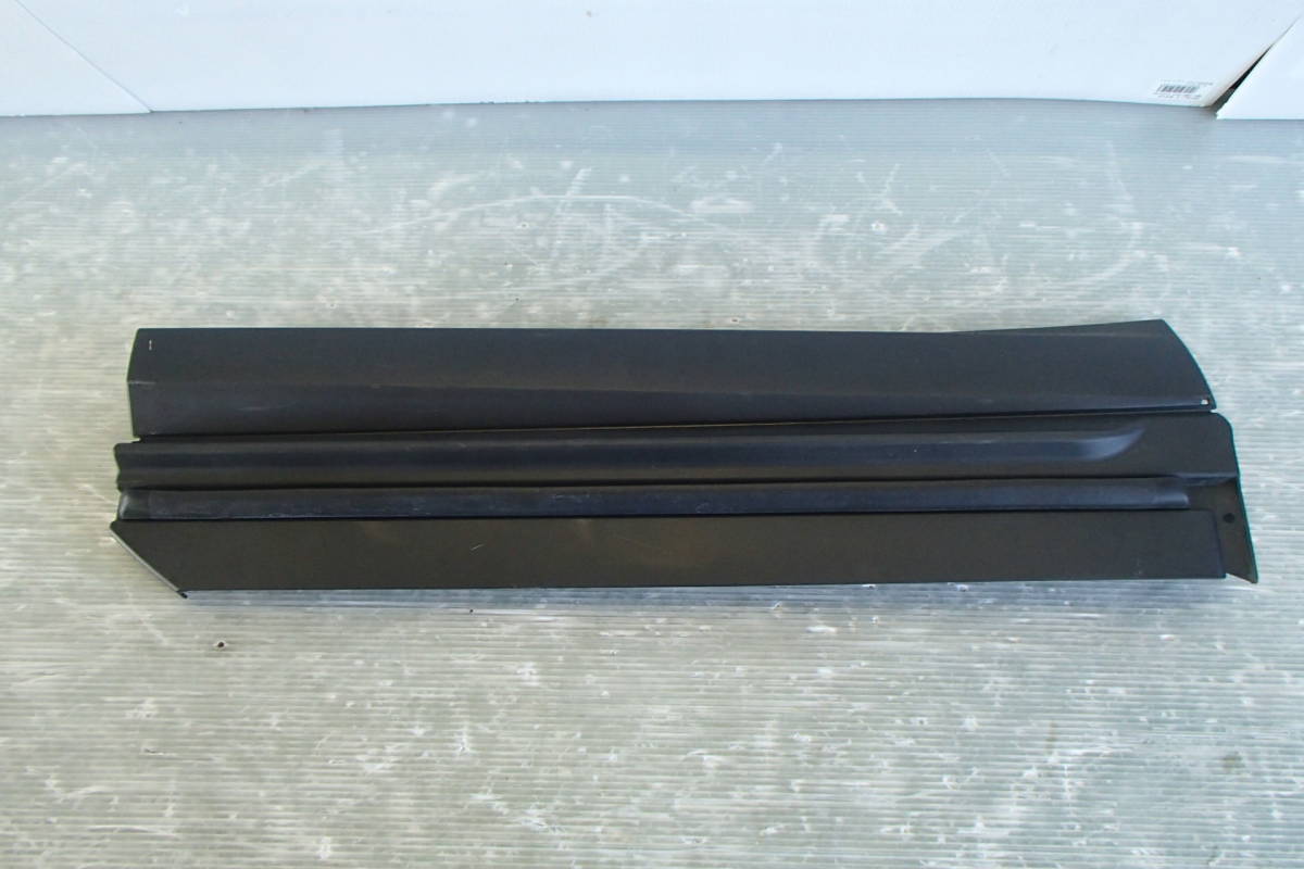 【傷や汚れあり】AGL20/AGL25/GYL20/GYL25 レクサス RX350 RX450h Fスポーツ 純正 リア 左 ドア モール ...