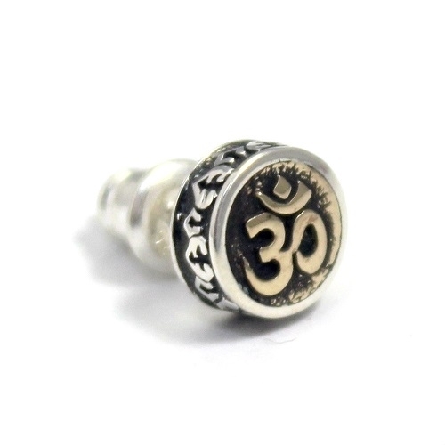 【未使用】orientalvibrations オリエンタルバイブレーション チベット OM オム 真言 マントラ ピアス シルバー925 お ...