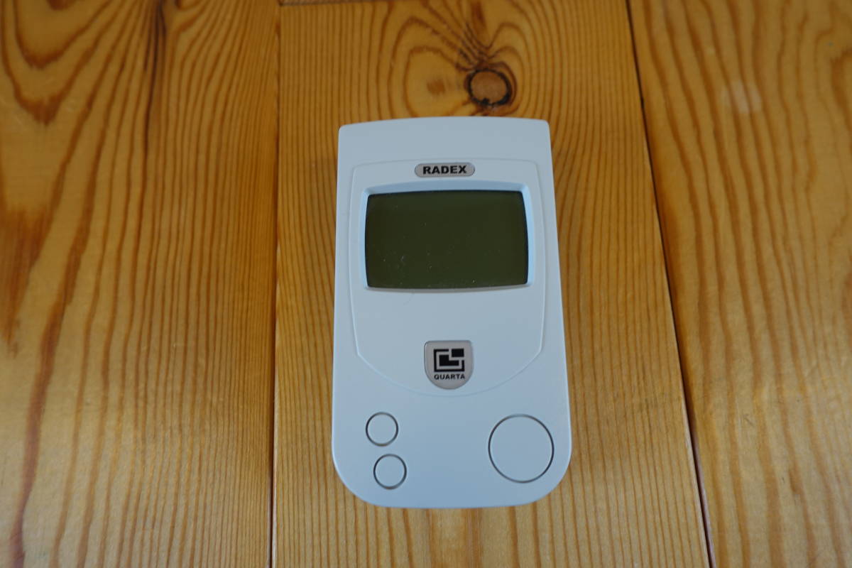 【やや傷や汚れあり】ガイガーカウンター（放射能測定器） RADEX QUARTAの落札情報詳細 - ヤフオク落札価格検索 オークフリー