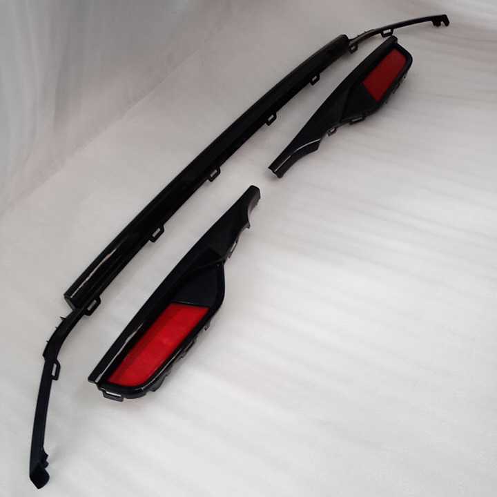 【新品】 ホンダ フィットGK3/GK4/GK5系GP5系前期 フィットハイブリッド リア LED リフレクター の落札情報詳細| ヤフオク落札価格情報 オークフリー