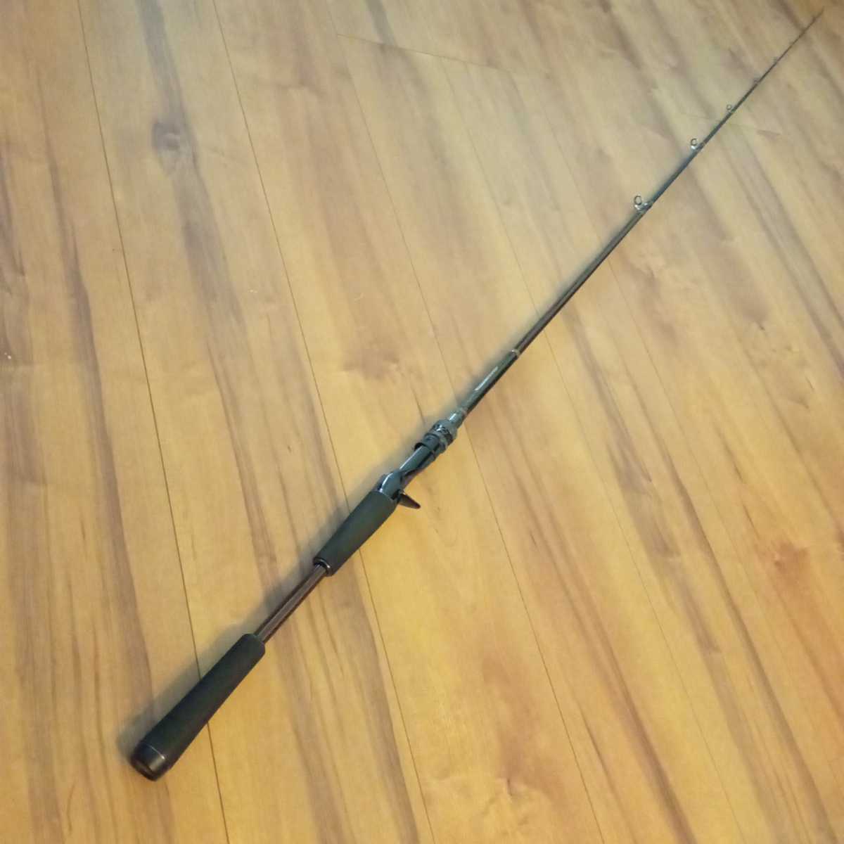 897★100円～★メガバス(Megabass) VALKYRIE(ヴァルキリー) VKC-71H 1回使用 超美品 の落札情報詳細| ヤフオク落札価格情報 オークフリー