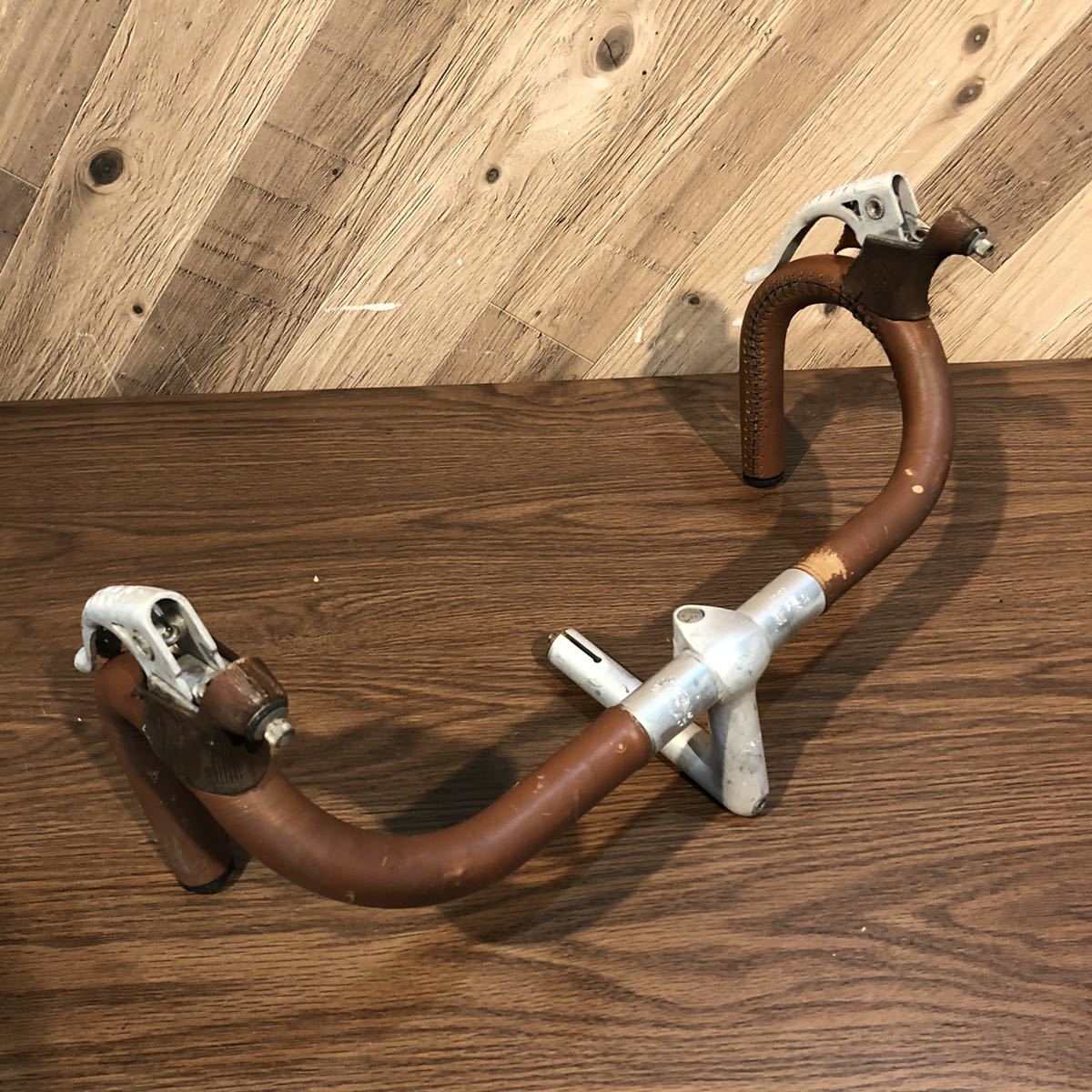 【傷や汚れあり】[1121]202 cinelli チネリ ハンドル zeus ゼウス ブレーキレバー ステム ビンテージパーツ 64-42の ...