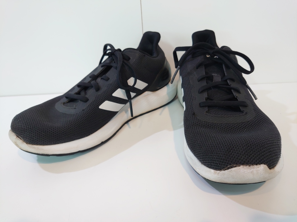 【やや傷や汚れあり】a60 ① Adidas アディダス スニーカー 280cm Ortholite Footbed Cloud Foamの落札情報詳細 ヤフオク落札価格検索 オークフリー 