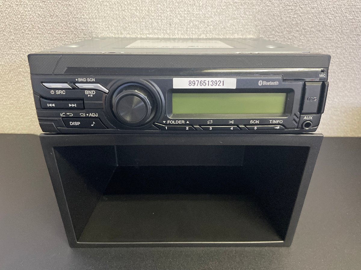【未使用】 【新車取り外し品】ISUZU いすゞ純正品 24Vラジオ RI-9765 小物入れ付 USB Bluetooth対応 エルフ カー ...