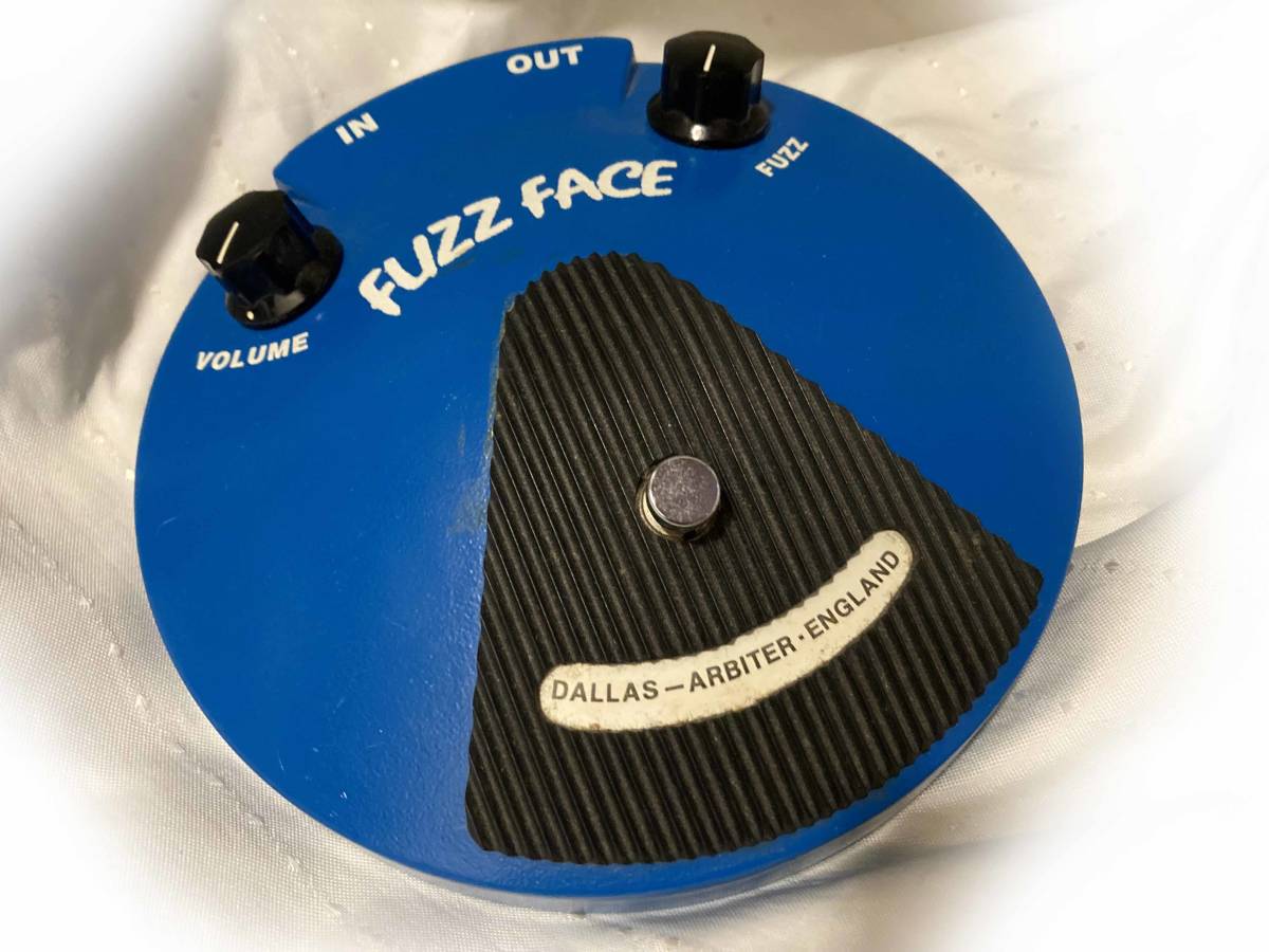 【やや傷や汚れあり】♪レア♪Jim Dunlop DALLAS-ARBITER FUZZ FACE NKT-275 RED DOT ...