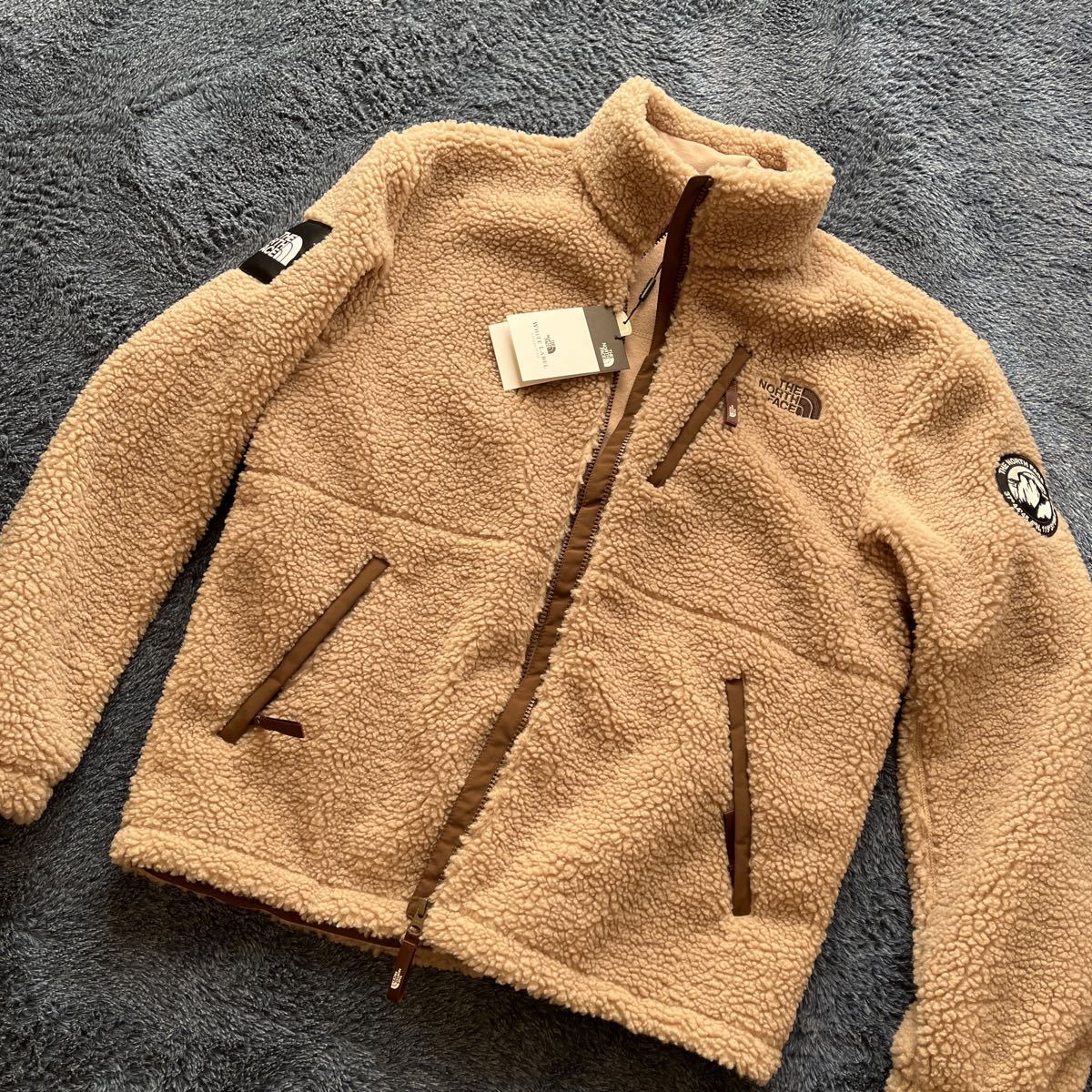 【未使用】ノースフェイス 2022-23最新RIMO FLEECE JAKET Lサイズ ベージュ WHITE LABEL 新品未使用 送料 ...