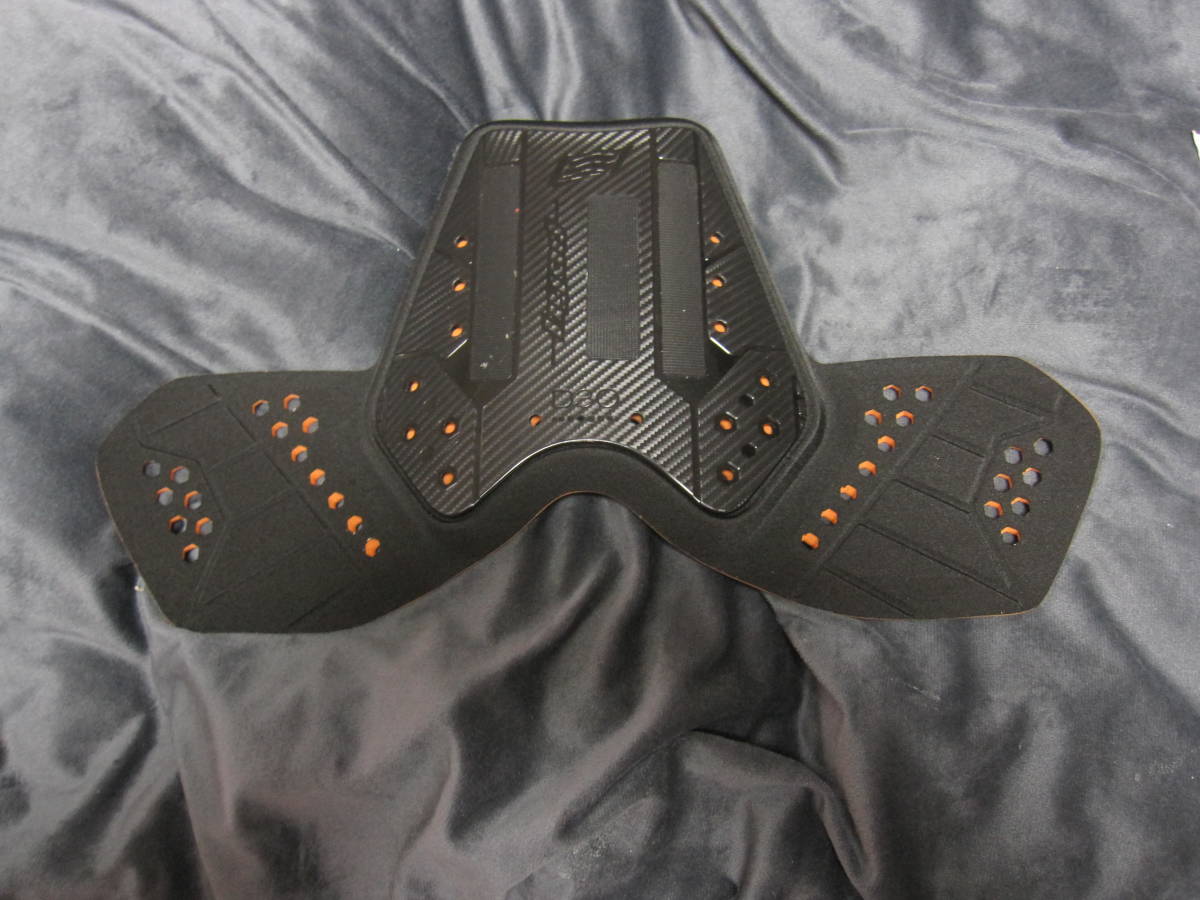 【目立った傷や汚れなし】HYOD DYNAMIC PRO D3O CHEST PROTECTOR ヒョウドウ ダイナミックプロ チェスト ...