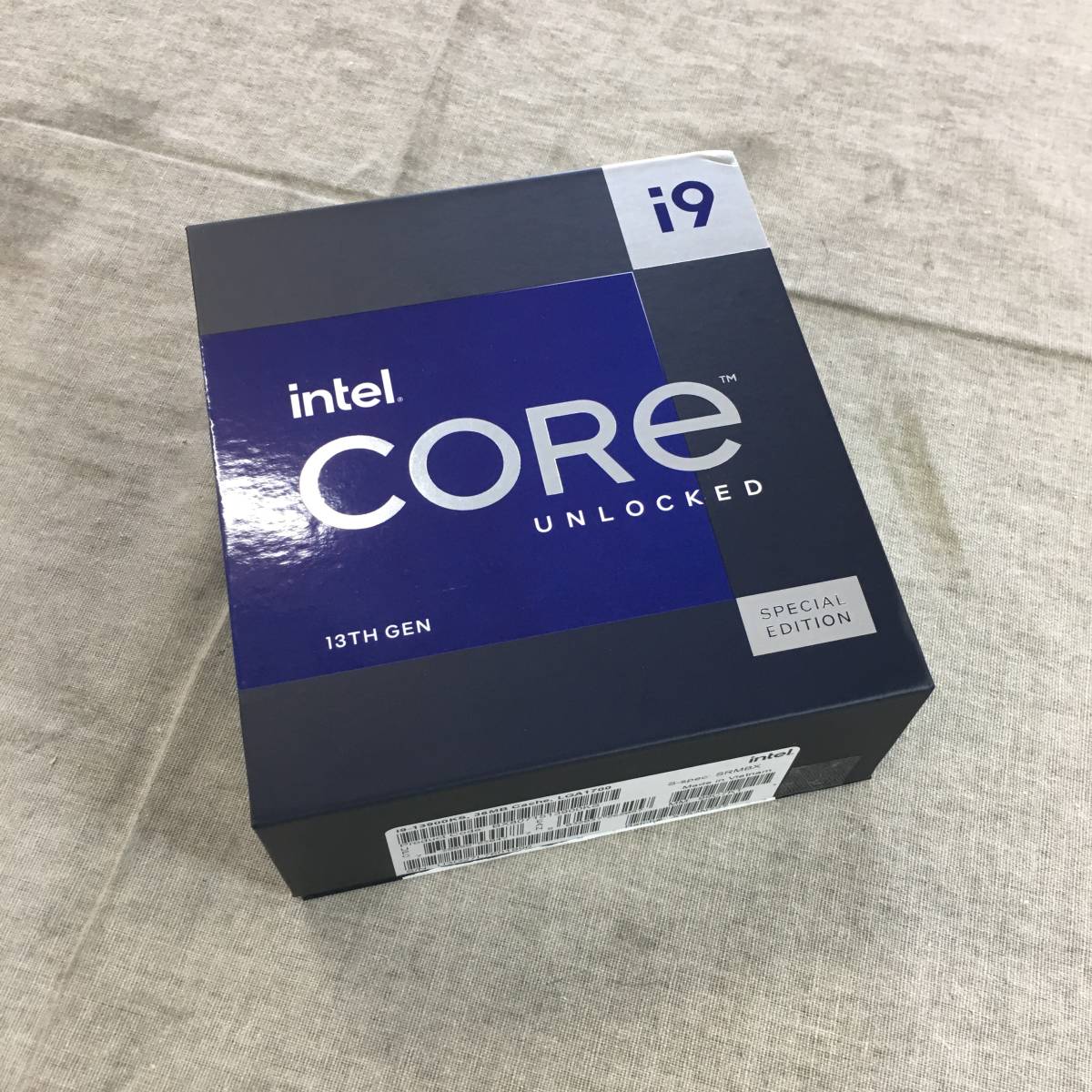 【やや傷や汚れあり】6220★CPU Intel CPU Corei3-8100 3.60GHZ SR3N5 動作品の落札情報詳細 ...