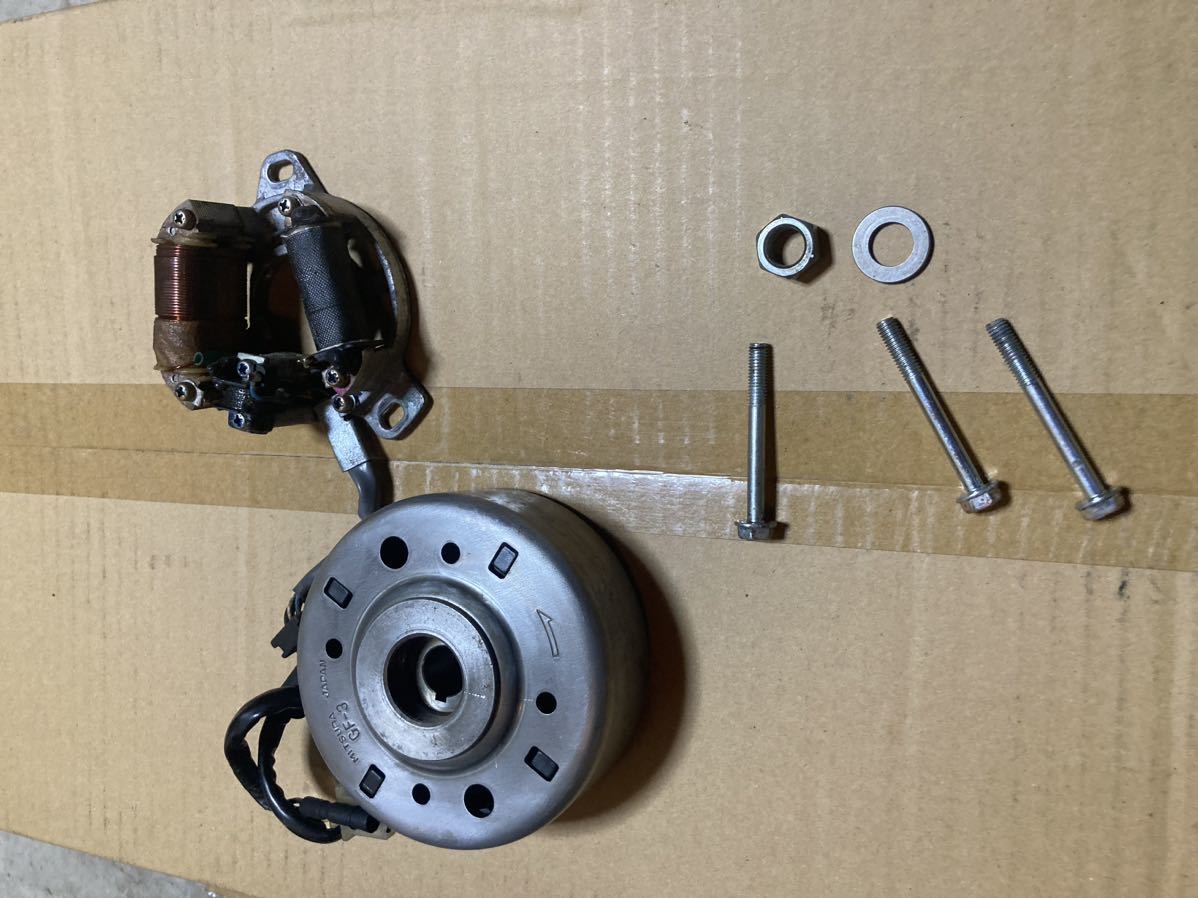 【傷や汚れあり】nsr50 Ns 1 前期型ジェネレータコイル ステータコイル アナログピックアップコイル 発電機付き フライホイールセット