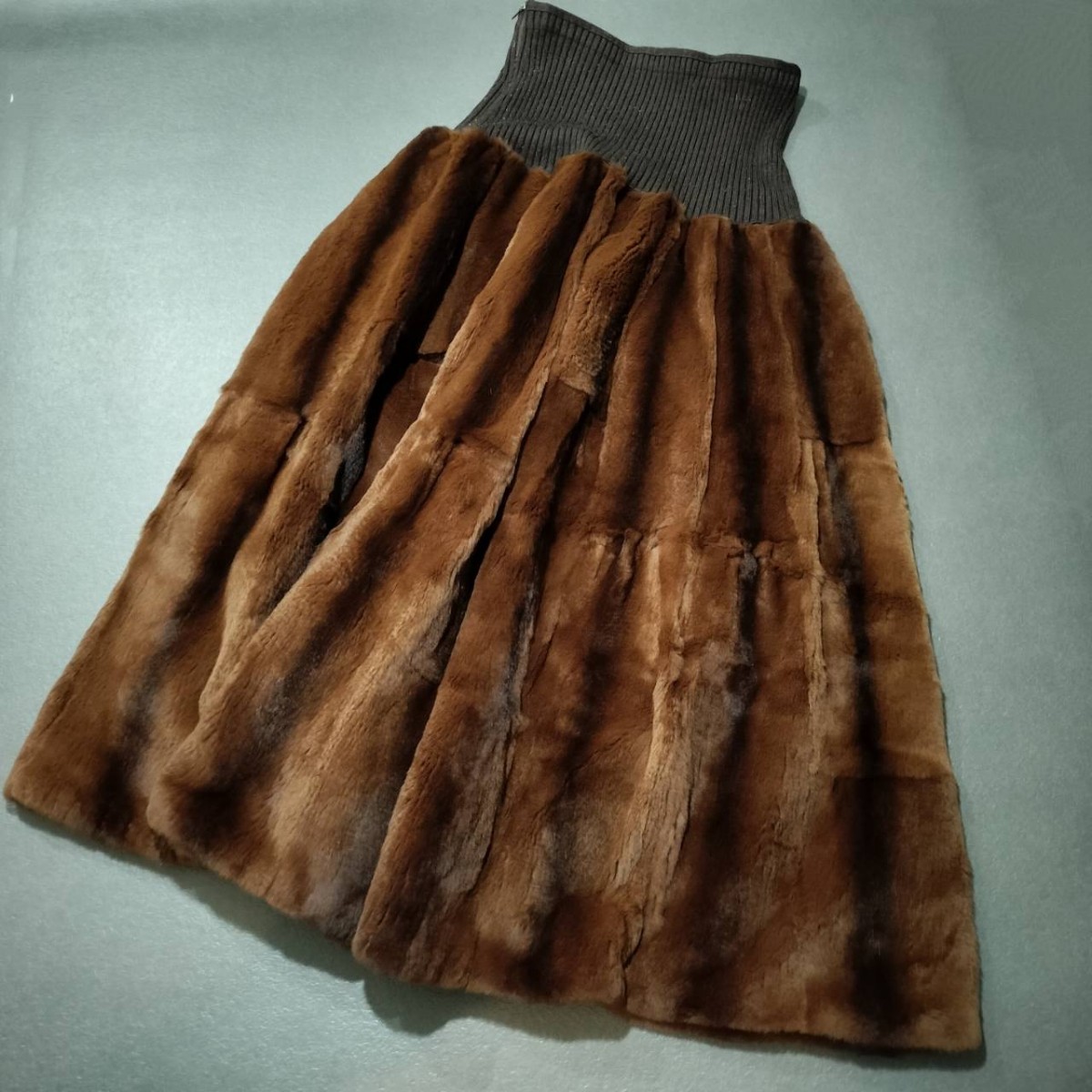 【やや傷や汚れあり】KI25/93 昭和レトロ 古い 木製 ハンガー まとめて100本 ランダム 大量 ビンテージ 洋服 店舗什器 ブティック ウッドハンガーの落札情報詳細 - ヤフオク落札 ...