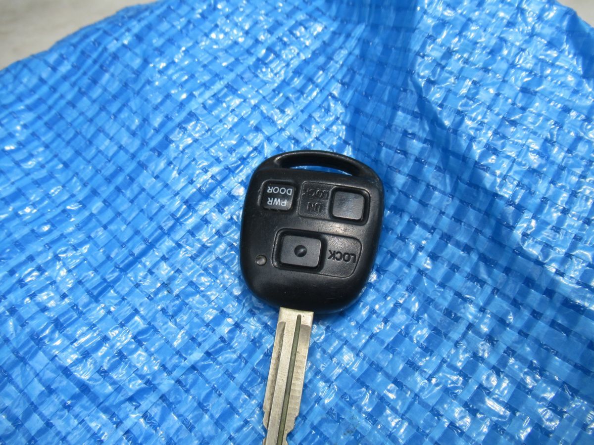 【やや傷や汚れあり】B8 ノア ヴォクシー AZR60 65 ANH10W 15 アルファード ラウム エスティマ ハリアー ★ 純正 3B ...