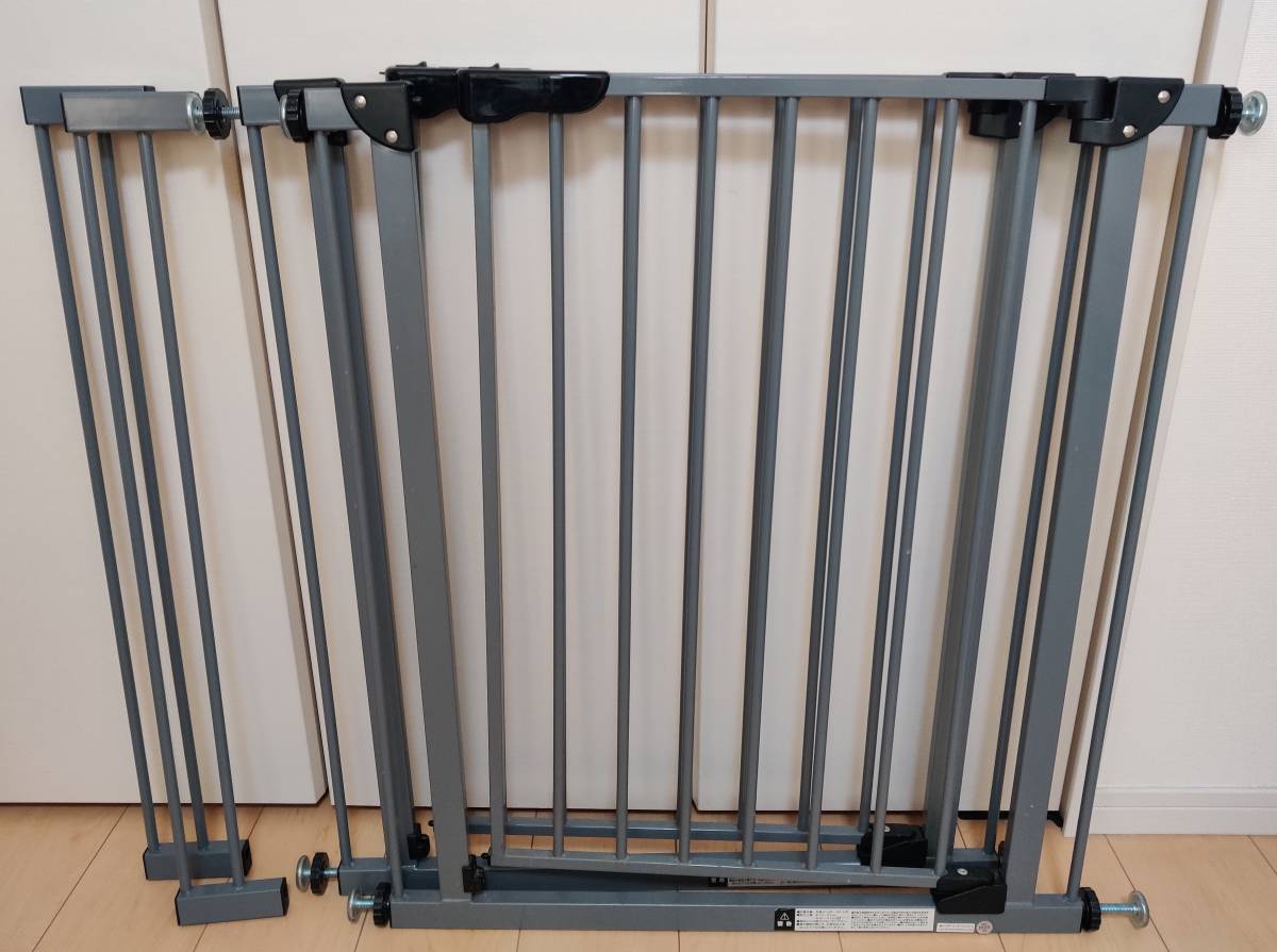 【目立った傷や汚れなし】2個 アイリスプラザ ペットゲート ベビーゲート スチールゲート ドア付き 突っ張りタイプ グレー 高さ78cm 設置幅70-91cm 中古の落札情報詳細 ...