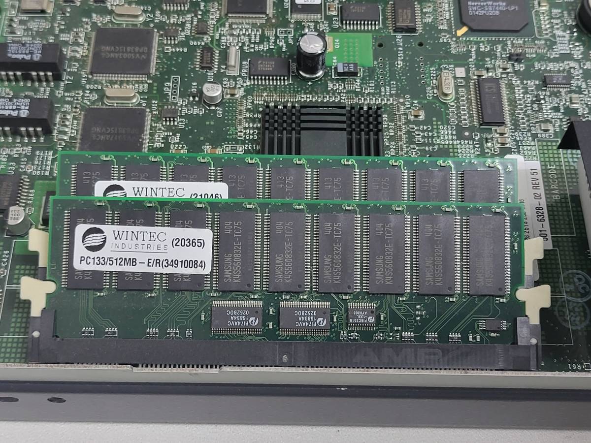 【傷や汚れあり】 Sun Cobalt RaQ 550 80GBx2 512MBx2 1024MB 09 Vintage Web Server ...