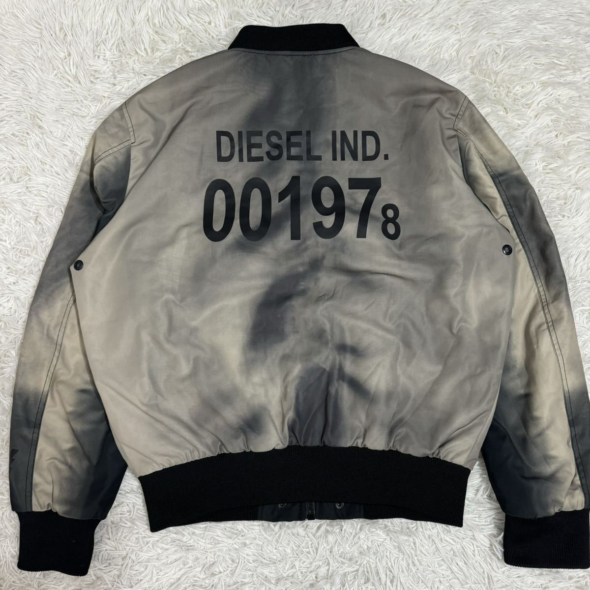 【目立った傷や汚れなし】美品!XL相当/ディーゼル DIESEL J-FOREST グラデーション ボンバージャケット MA-1 ブルゾン ヴィンテージ加工 バックロゴの落札情報詳細 ...