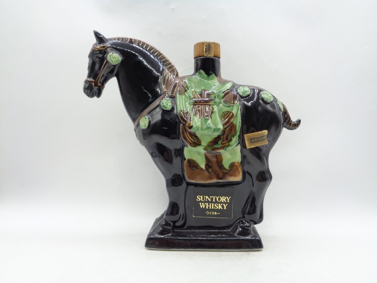 【やや傷や汚れあり】【1円】～ SUNTORY WHISKY ROYAL サントリー ウイスキー ローヤル 干支ボトル 午歳 うま 陶器 未開封 古酒 600ml 43％ ※封テープ切れ ...