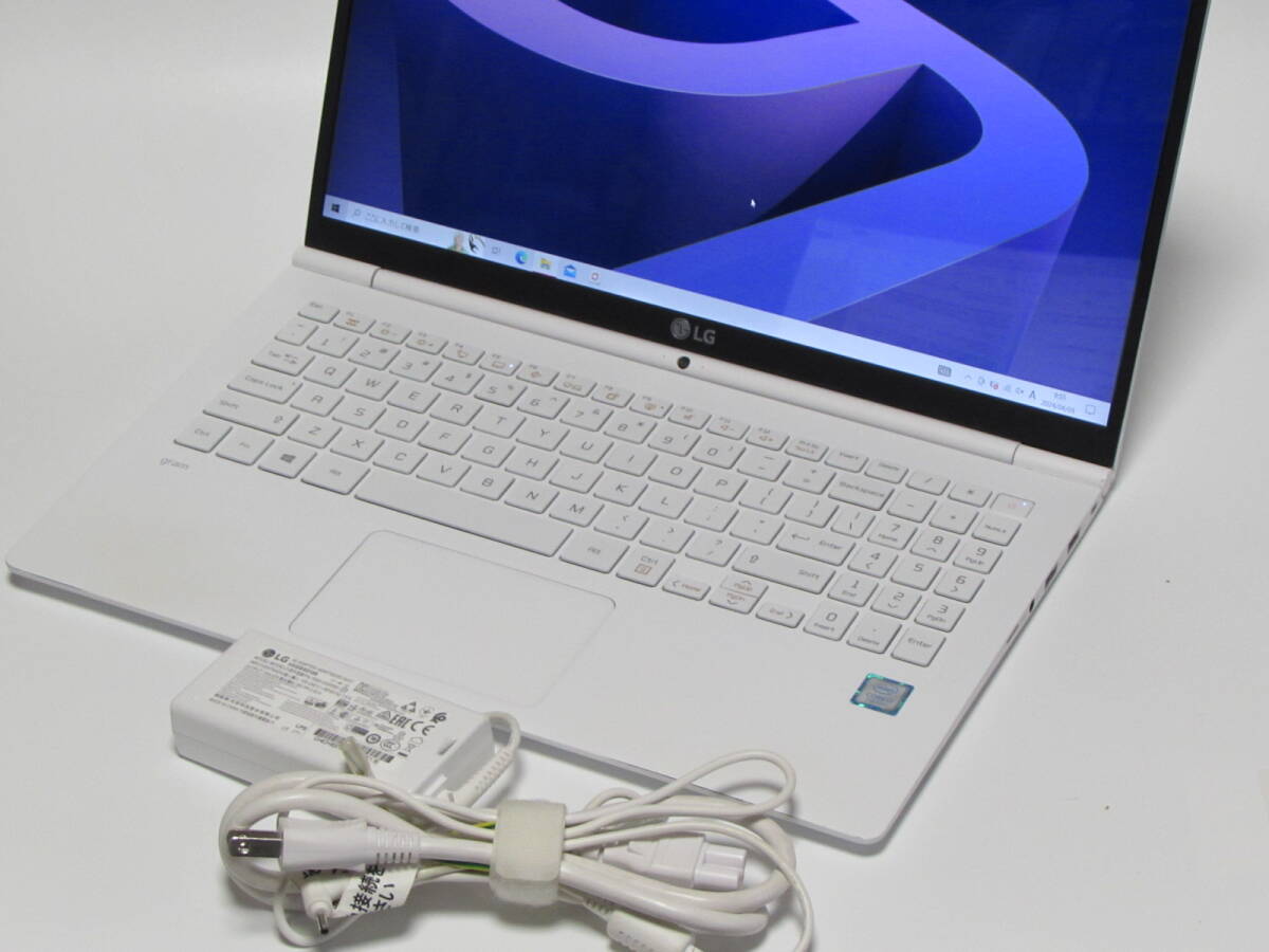 【傷や汚れあり】LG gram 15Z970-GA77J SSD 512GB 16GB Core i7-7500U 3.50GHz 15.6 ...