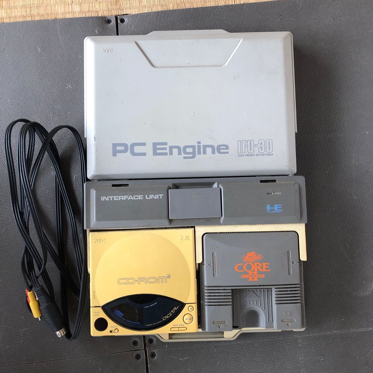 【全体的に状態が悪い】【ジャンク】NEC PCエンジン PC Engine IFU-30 CD-ROM SYSTEM 動作未確認 本体、ケーブル各1ケの落札情報詳細 - Yahoo ...