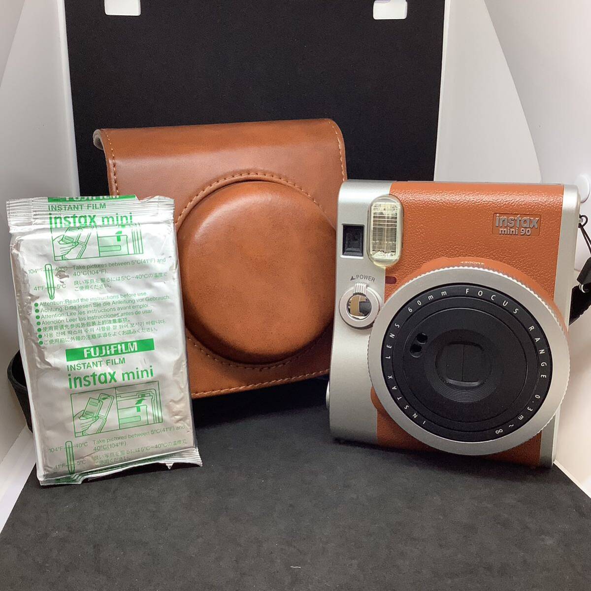 【目立った傷や汚れなし】＊【美品・動作品】カメラ instax mini 90 ケース付き インスタントカメラ 富士フィルム フィルムカメラ チェキ ブラウン ネオクラシックの落札情報詳細 ...