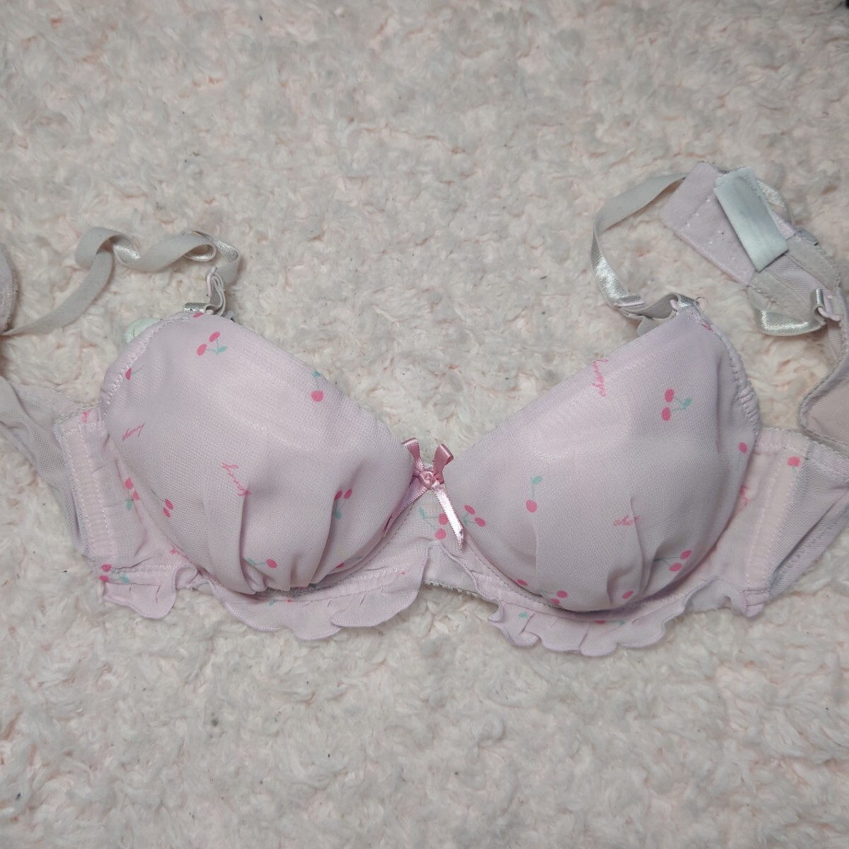 【未使用】No.55-E型++ tutuanna/C70 JC/女子中学生～スクール/普段使い カジュアル系ブラ 色あせ+++型崩れ++他ジャンク/NCNR/安心匿名発送の落札情報詳細 ...