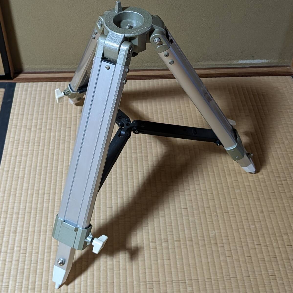 【やや傷や汚れあり】AL-90 三脚 アルミ三脚 赤道儀 天体望遠鏡 Vixen vixen ビクセン GP AL90の落札情報詳細 - Yahoo!オークション落札価格検索 オークフリー