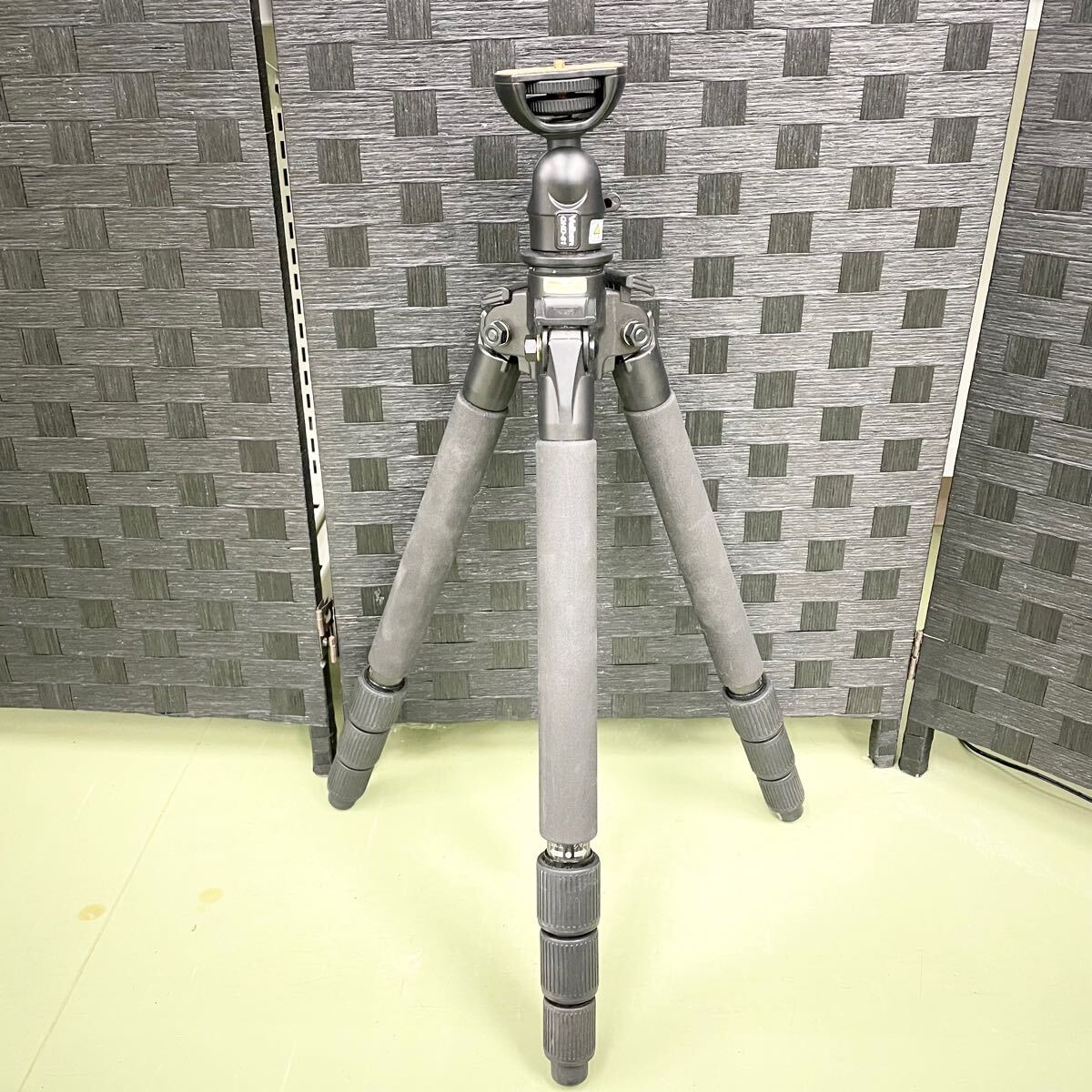 3433_126 Velbon ベルボン 一脚 Carmagne CUP-40N/PH-253雲台付きの落札情報詳細 - Yahoo!オークション落札価格検索 オークフリー