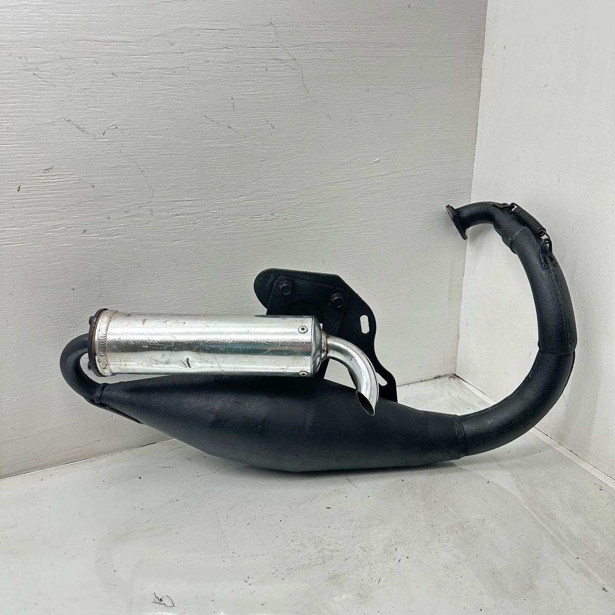【やや傷や汚れあり】01229 ホンダ スーパーディオ AF27 AF28 社外 マフラー チャンバー マフラー DIO Dio ZXの落札情報詳細 - Yahoo!オークション落札価格検索 ...