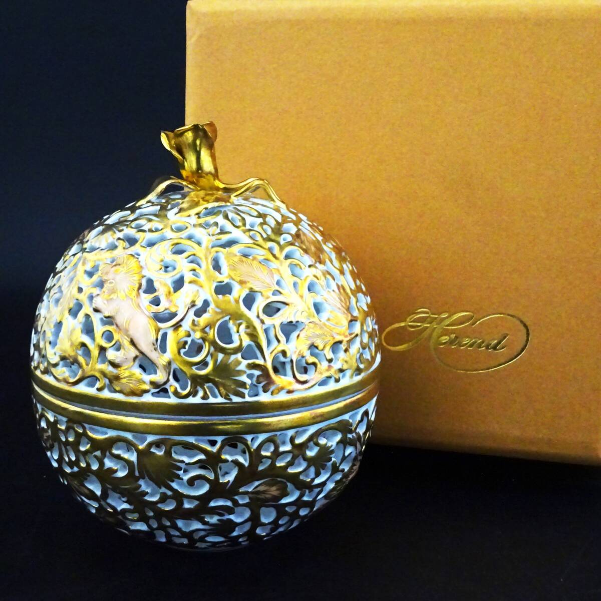 【傷や汚れあり】HEREND 透かし編み ボンボニエール ゴールド 金彩 高さ約13cm キャンディポット 箱付 ヘレンド 80サイズ発送 KK-3537078-98-mrrzの落札情報詳細 ...