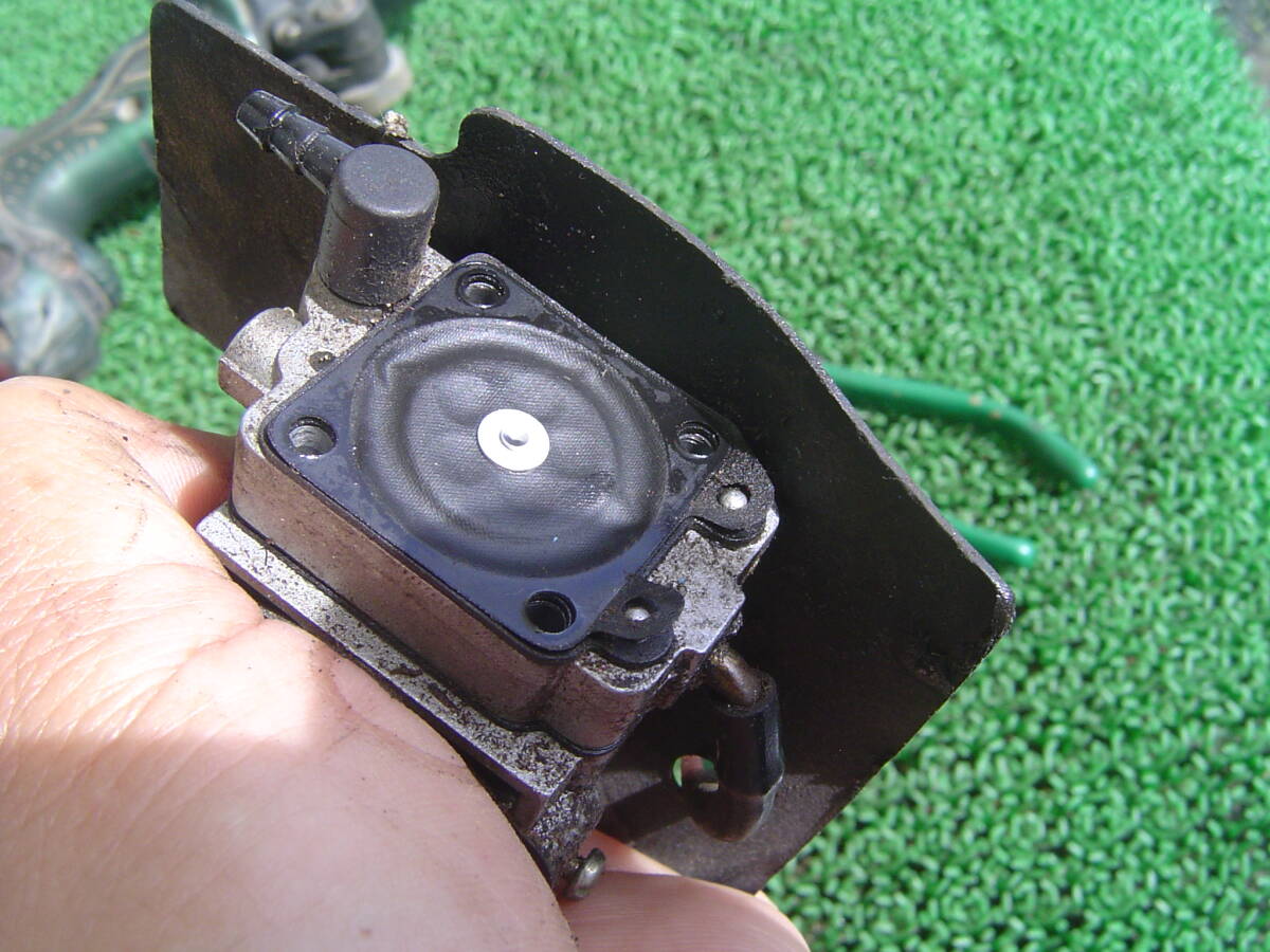 C/ 共立 エコー ECHO 刈払機 CT24（CT24L）についていたワルボロ WYL ダイヤフラムキャブレター 動作不明の落札情報詳細 - Yahoo!オークション落札価格検索 オークフリー